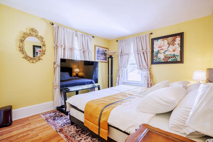 Room B2 Kingbed+washer+dryer - Rochester, NY