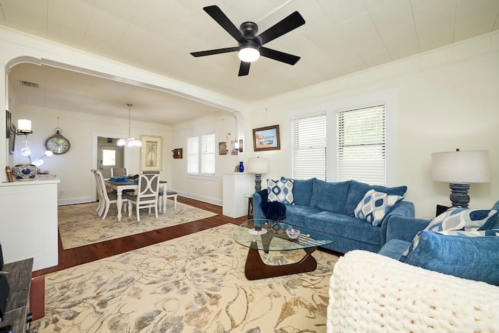 Evlogia Bungalow - Tarpon Springs, FL