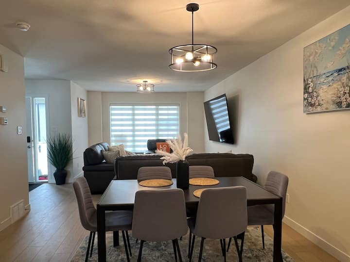 Modern 3br Stay In Sw Near Windermere, Yeg & Wem - Edmonton, Canadá