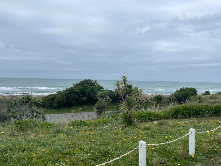 Quintessential Kiwi Bach - Cheviot