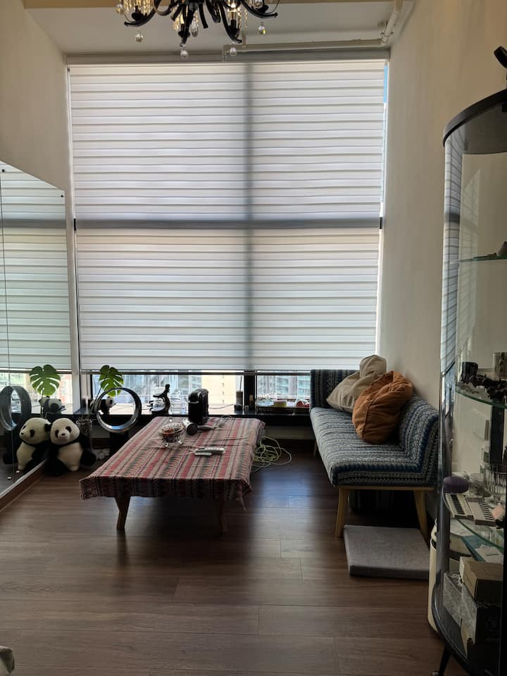 環境乾淨衛生，適合情侶或家庭入住，交通便利，鄰近葵涌廣場及葵芳廣場，樓下便有小巴巴士可以到周邊商場 - Shenzhen