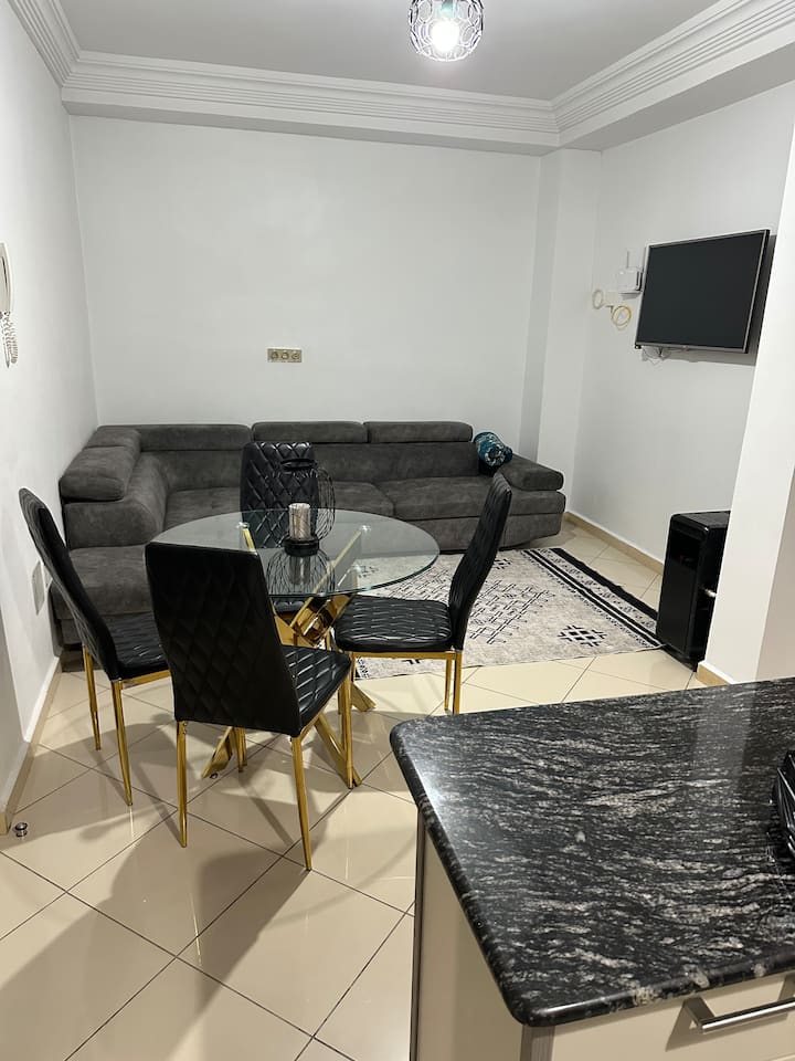 Jolie 2 Pièces Nouvelle Ville La Tour - Algeria