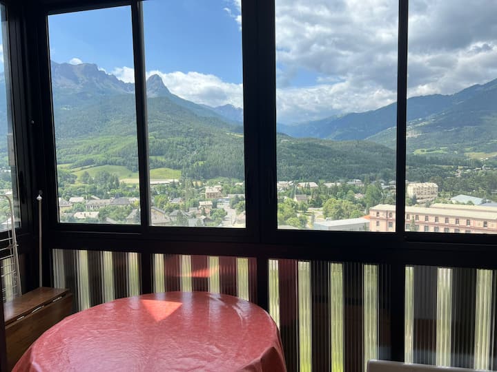 La Magie De La Montagne, Appartement Tout Confort - Barcelonnette