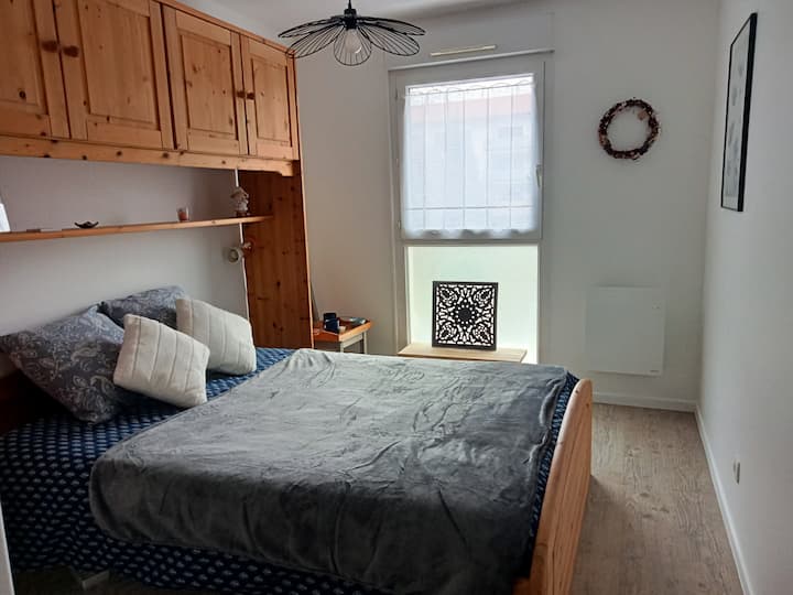 Chambre Calme Et Confortable    Près Des Aravis - Bonneville