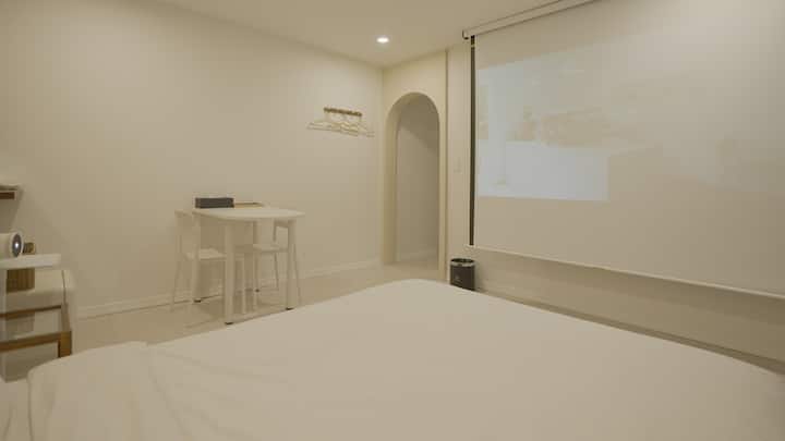 제주스테이 시네마룸(120인치 스크린&빔프로젝트) - Jeju-si