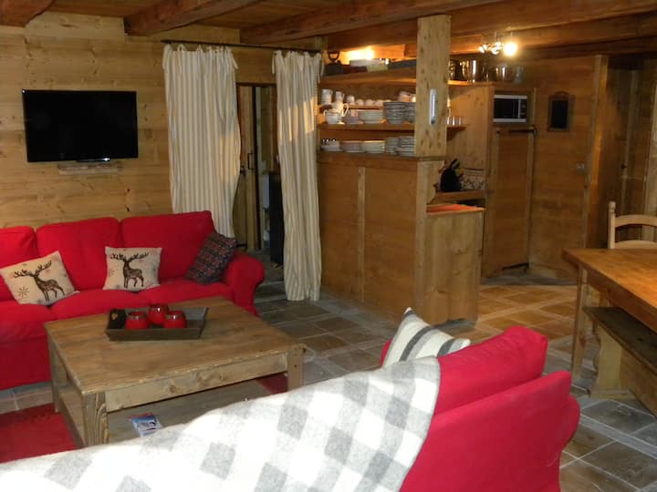 Appartement En Chalet  Skis Aux Pieds - Tignes