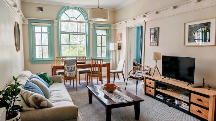 3 Bedroom Art Deco Flat In The Heart Of Manly - Manly