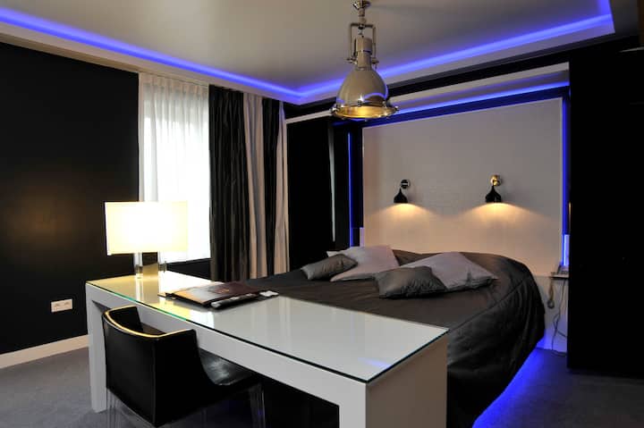 Themed Suite -Grand Hotel West Ende- Helmond - Gemert