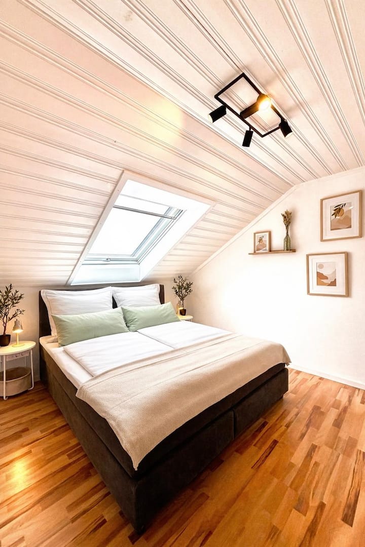 Panorama-lodge | 6 Gäste | 2 Balkone | 100 M² - Höchstadt