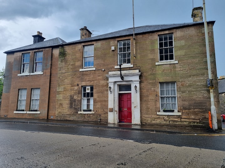 2 Bed House - Historic Former Hotel In Fife - Fife