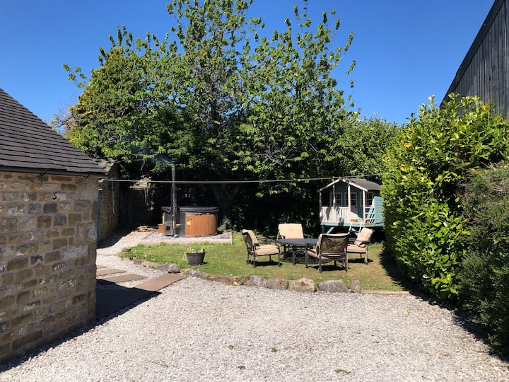 Fenns Barn, Spacious Accommodation Peak District - Peak District
