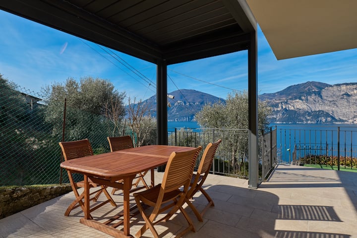 Villa Gioia - Olivo Apartment By Gardenjoy - Malcesine