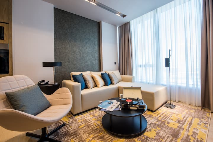 Luxury 1 Bedroom Apt. Housekeeping, Gym, Spa, Pool - Başakşehir