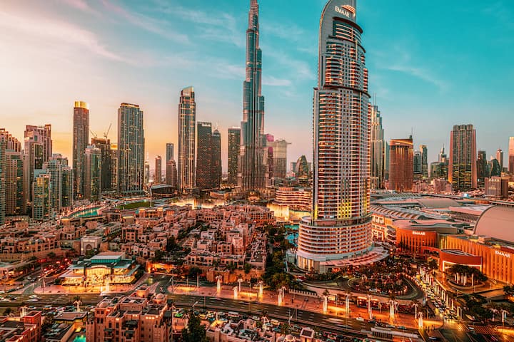 Nest | Refined 2br | Burj & Fountain Views | Mall - Dubai
