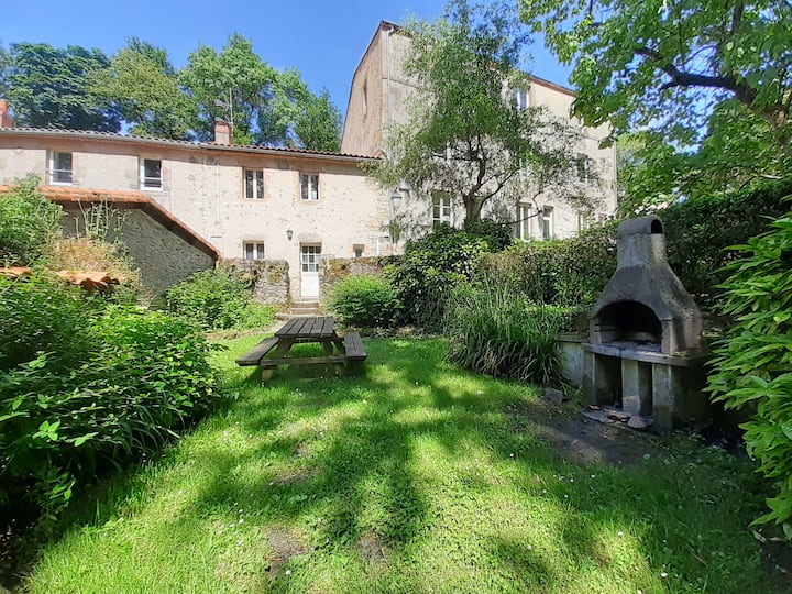Gîte "Thibaude" Avec Jardin En Bord De Rivière - Clisson