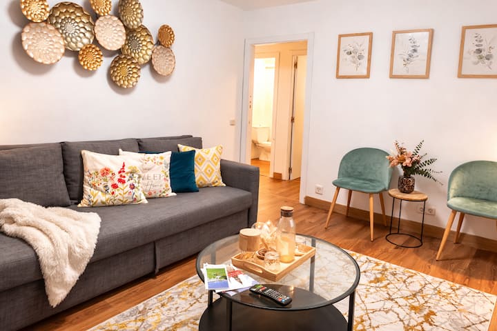 Piso En Casco Histórico De Santiago - Ames