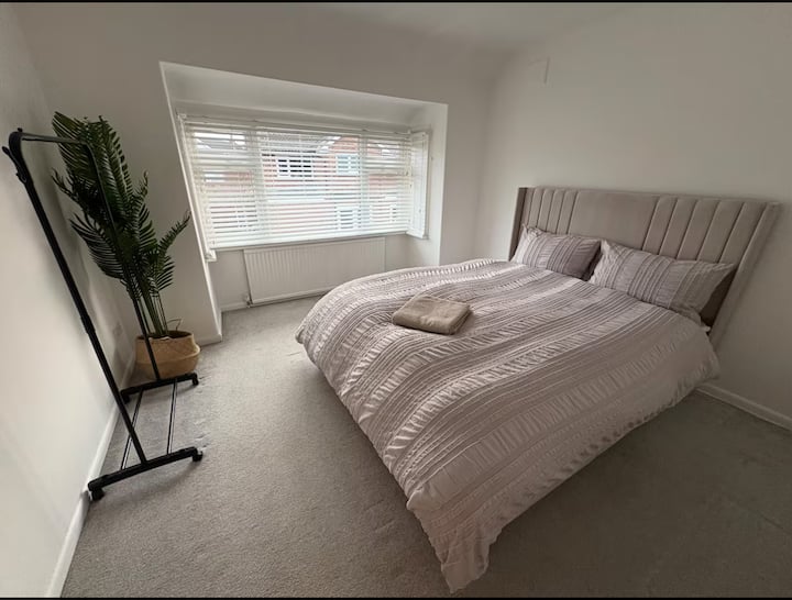 2 Bedroom House Near Macclesfield Town Centre - Macclesfield, UK