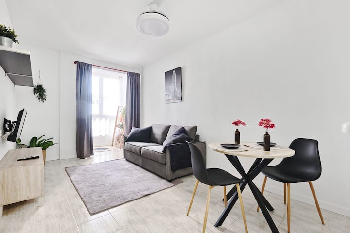 Modern Studio W/pool · Smart Tv · Near Beach - Torrevieja