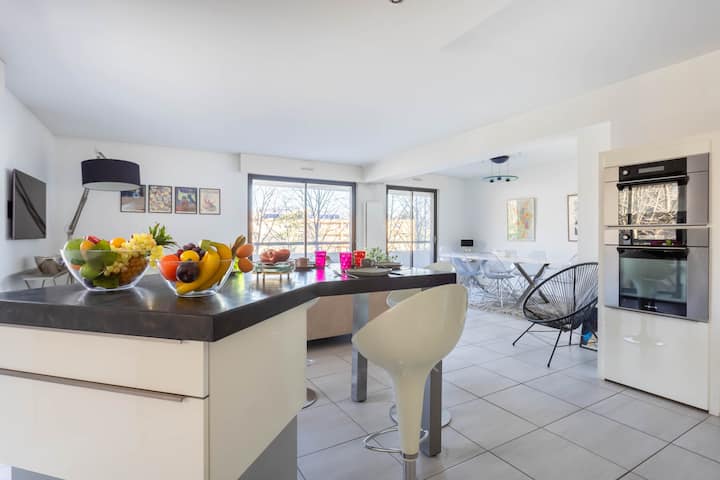 90m² Coeur De Ville Avec Balcon Et Garage Privé - Clermont-Ferrand