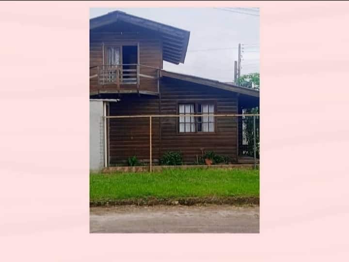 Chalezinho No Centrinho Arroio Do Sal - Arroio do Sal