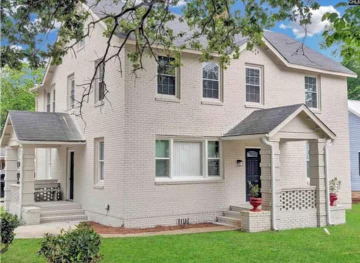 Spacious Renovated Historic Home In Prime Location - Camden, SC