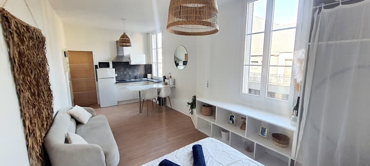 Petit Studio Lumineux En Hyper-centre - ibis budget Brive La Gaillarde