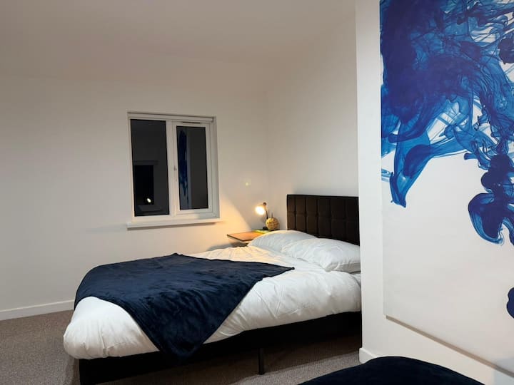 Modern Nottingham House| Sleeps 14| Parking+garden - Derbyshire