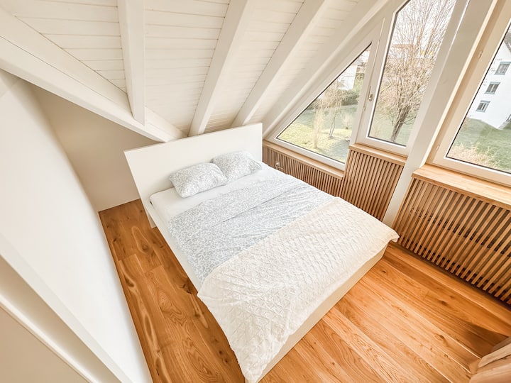 H - Homestay - Double Family Room - Kloten