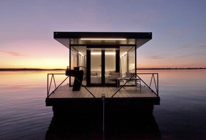 Architekten-refugium Auf Dem Wasser - Werder
