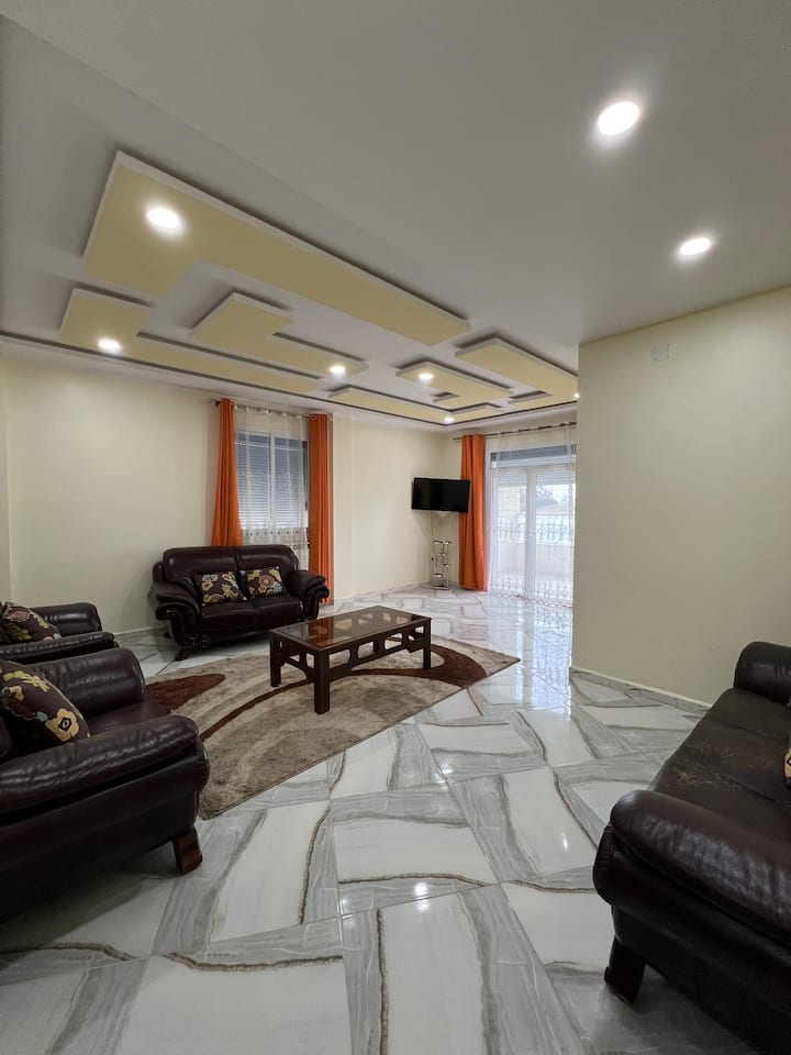 F3 2e éTage #05 | Piscine • Parking | El Boustane - Skikda