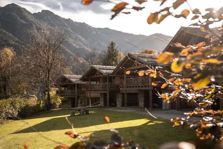 Chalet Superior, Sauna Privé, Piscine Chauffée - Ledro