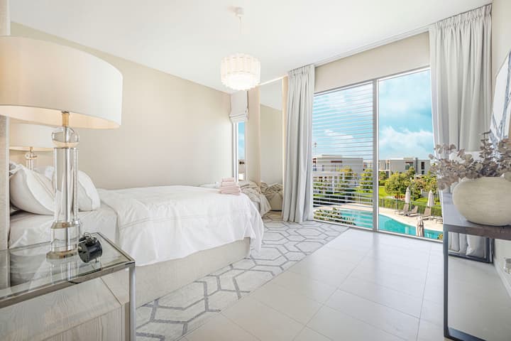 Family Villa By The Pool • Big Garden - Dubai