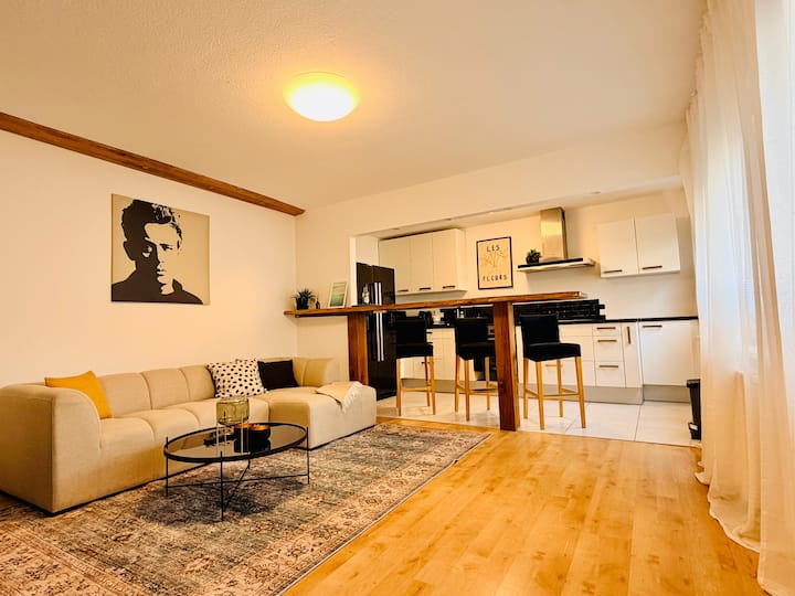 No13a Business & Living Vollmöbliertes Stadthaus - Karlsruhe