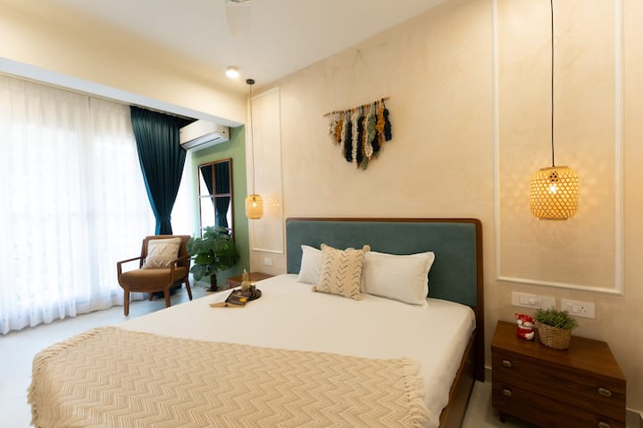 The Aura -Stylish 1 Bhk Apt W Pool, 6 Min To Beach - India