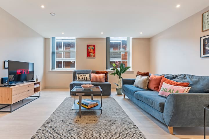 Modern Apartment | Contractors Welcome | Fast Wifi - Burley - Leeds