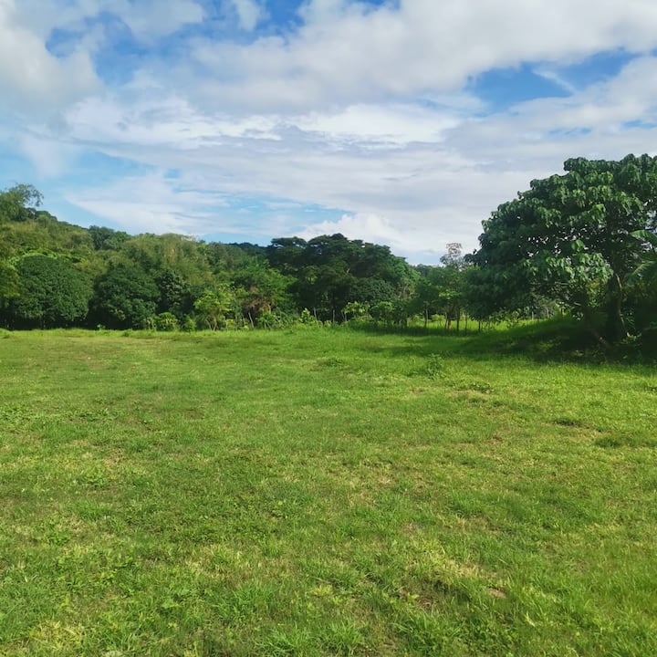 Camp Valleybikes Farmhouse - Balayan