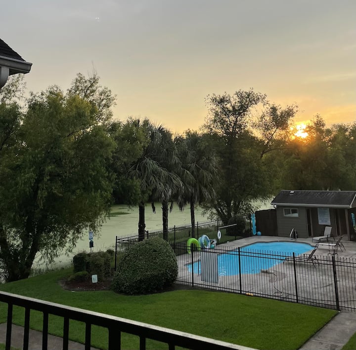 Bayou Lakeview Condo - Near Lsu - Baton Rouge, LA