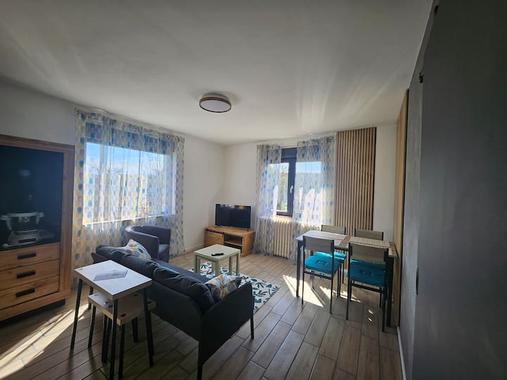 Maison Calme Avec Jardin Au Pied Des Volcans - Puy-de-Dôme