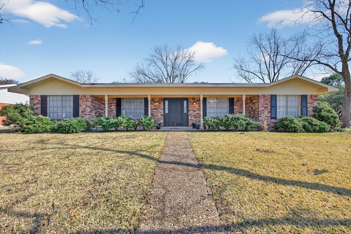 318 Retreat On Gaylyn 2br/2 Full Bathrooms Seeps 6 - Shreveport Aquarium, Shreveport