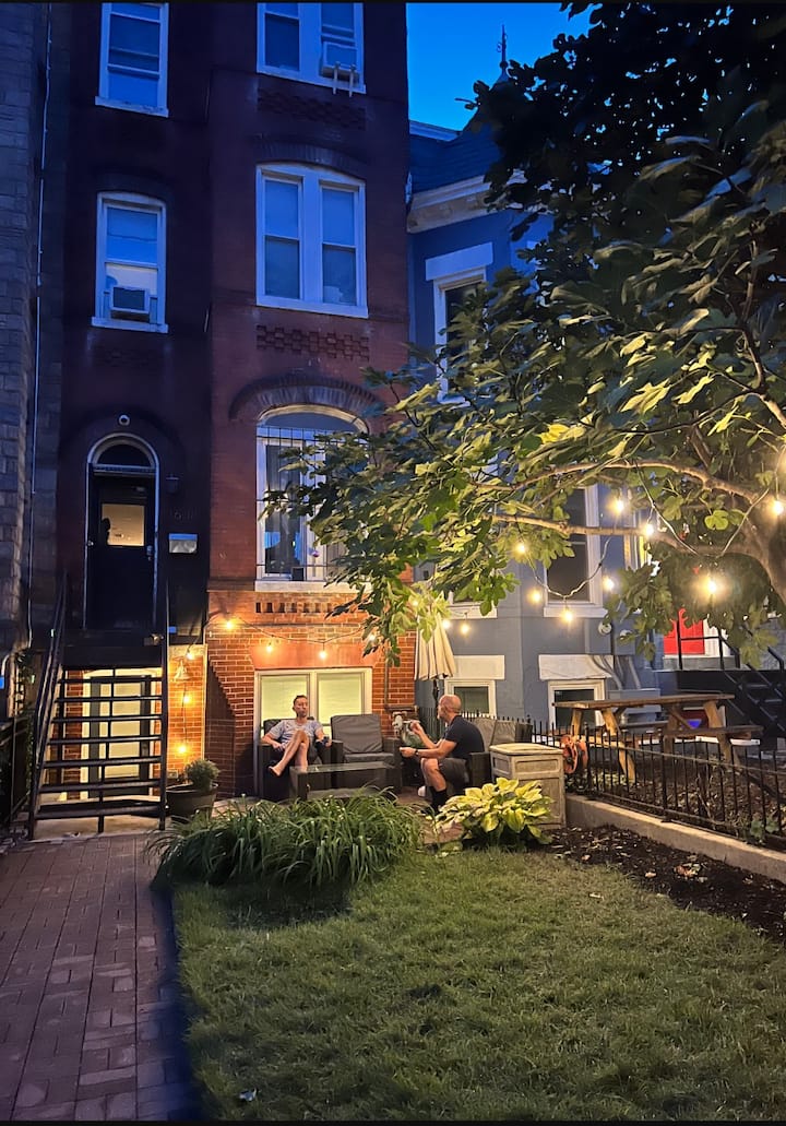 Private Row House Apartment Nestled In Shaw - Washington, D.C., DC