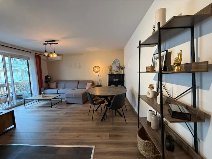 Appartement Moderne Avec Terrasse - Situation - Cagnes-sur-Mer