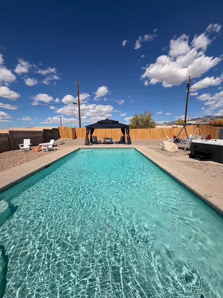 Freedom Retreat-pool/spa, Fire Pit & Boat Parking. - Lake Havasu City, AZ