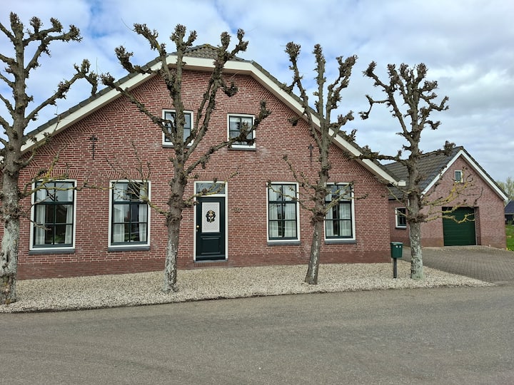 Complete Woning, Voor 10 Personen - Woerden