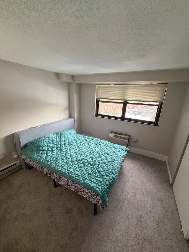 In The Heart Of King Of Prussia Mall With Balcony - Phoenixville, PA