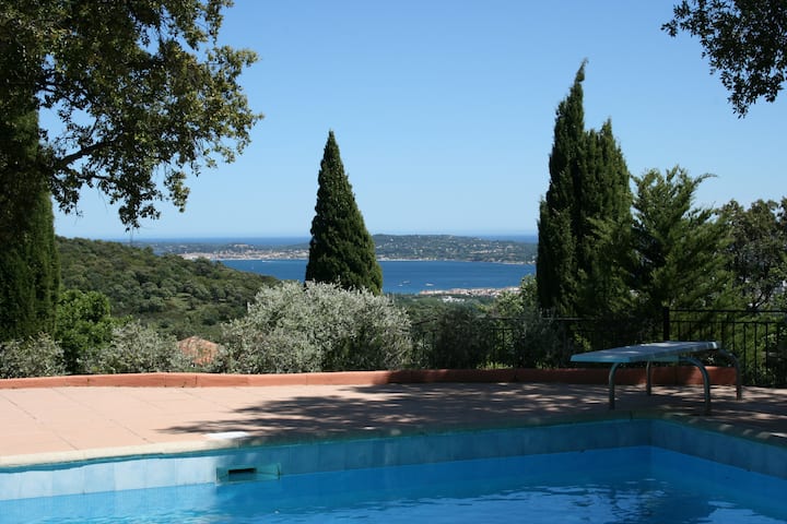 Charmante Maison Vue Mer, Piscine, Climatisée - La Garde-Freinet