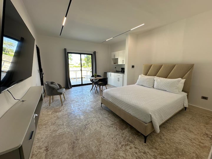 Superior Con 1 Cama Grande Y Balcón B-201 - Punta Cana