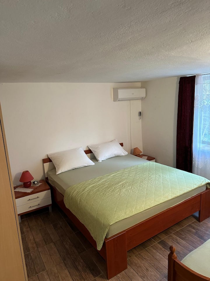 Apartman Baba Bika - Starigrad