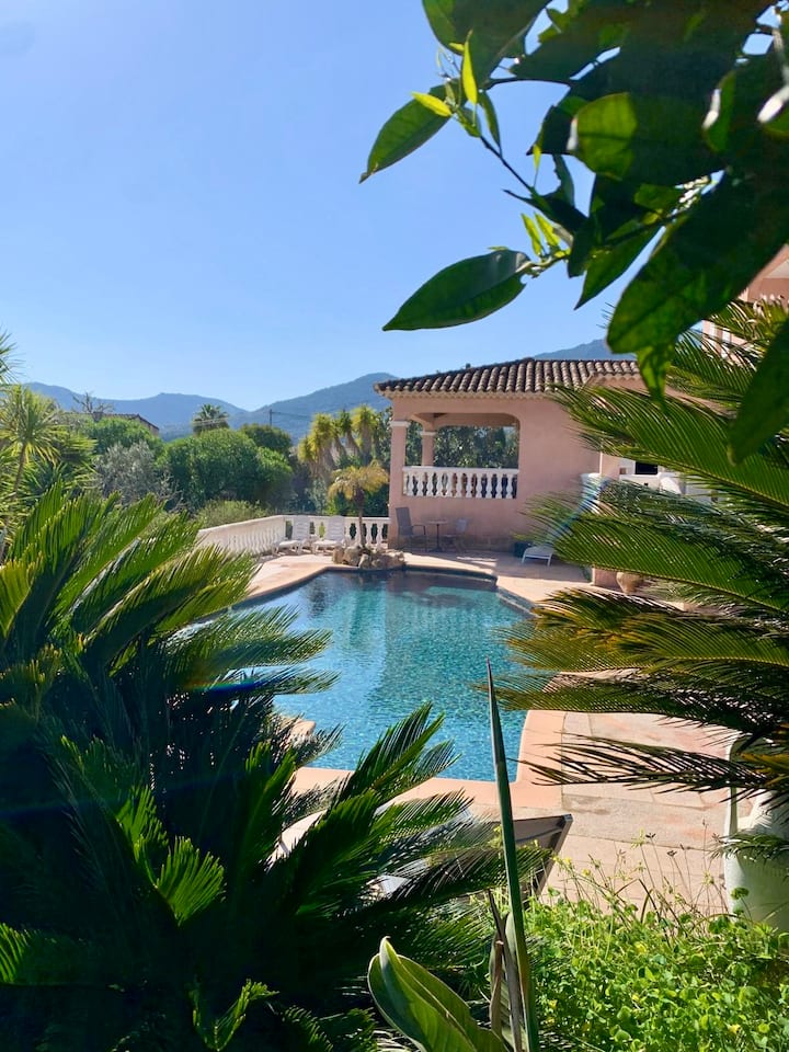 Villa Privée Et Piscine Au Calme – Centre Ajaccio - Ajaccio