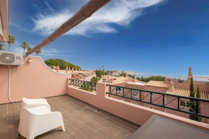 Sea View Apt | Porto Dona Maria Condo | Pool - Praia da Luz
