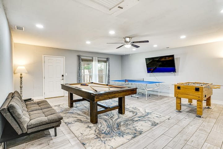 Pool. Game Room. Fast Wifi. 25 Mile Biking Trail. - Wichita Falls